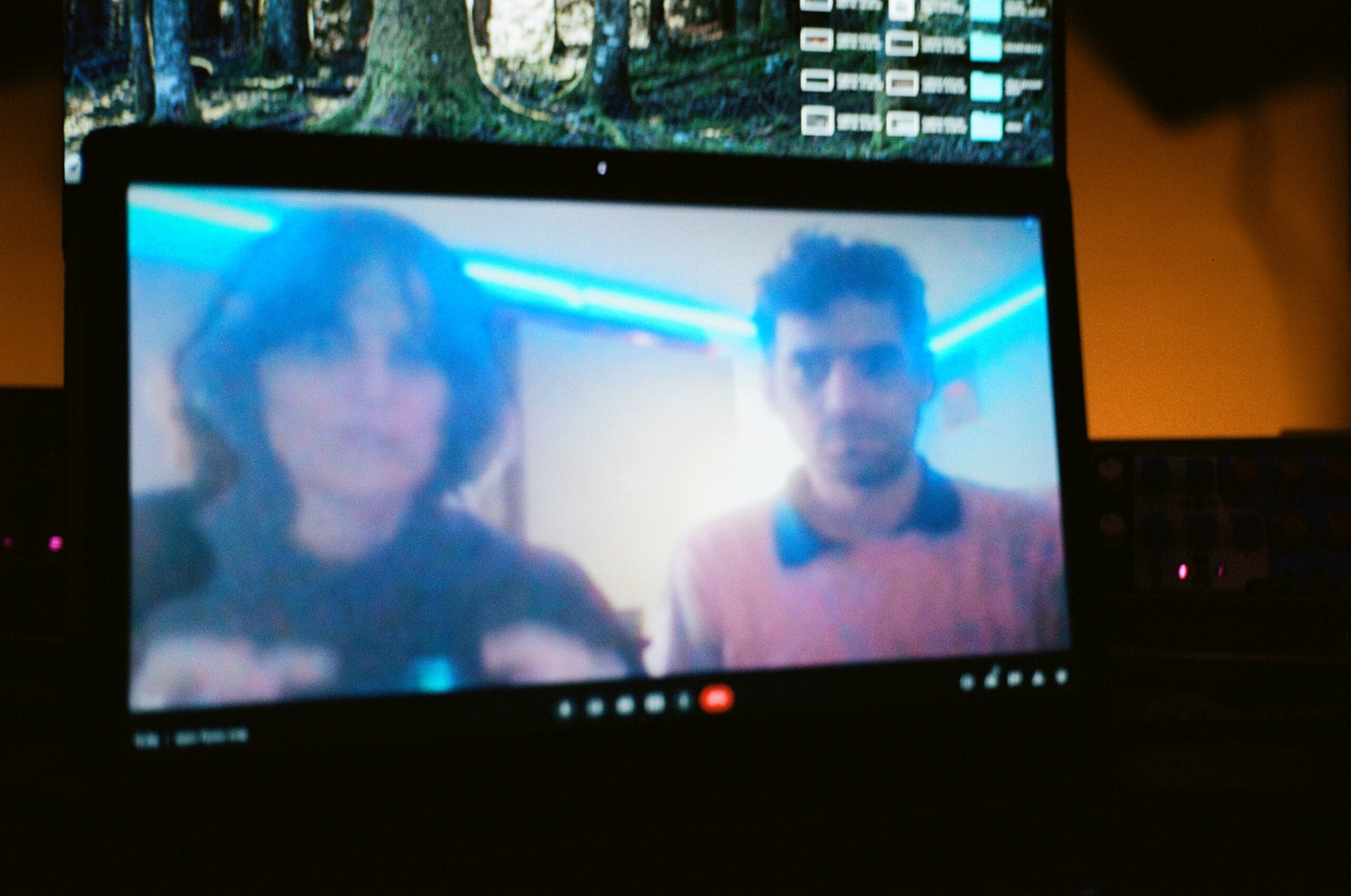 HIGH SEASON - Chloé & Ben Shemie (fr-can) - Figures Libres