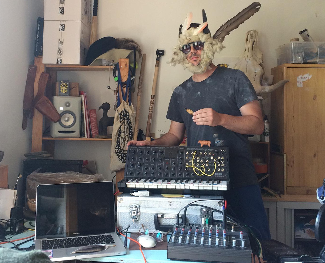 ANTOINE BELLANGER - Figures Libres